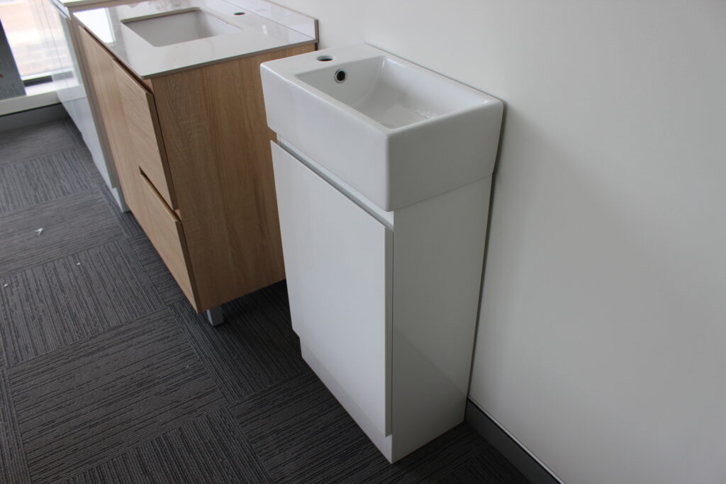 480m PVC Vanity with Ceramic Basin and Pop-up Waste | Jinggong Trading ...